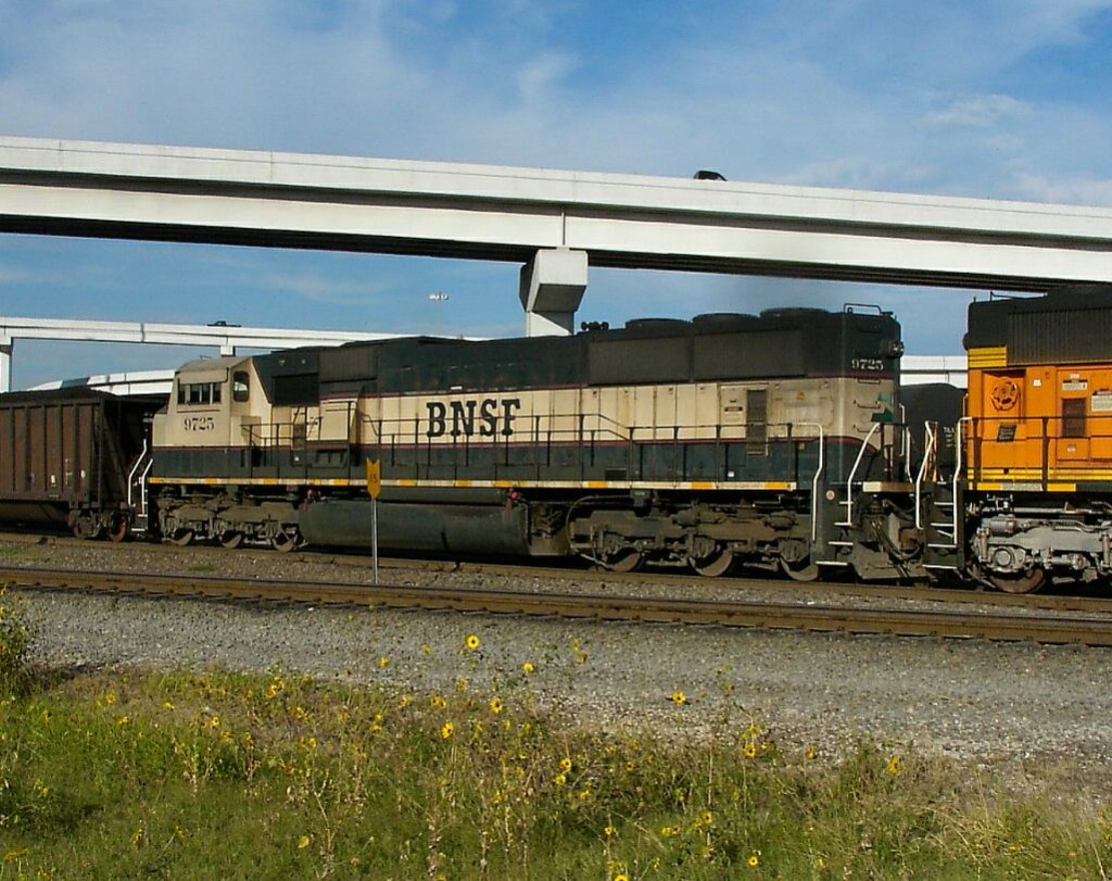 BNSF 9725